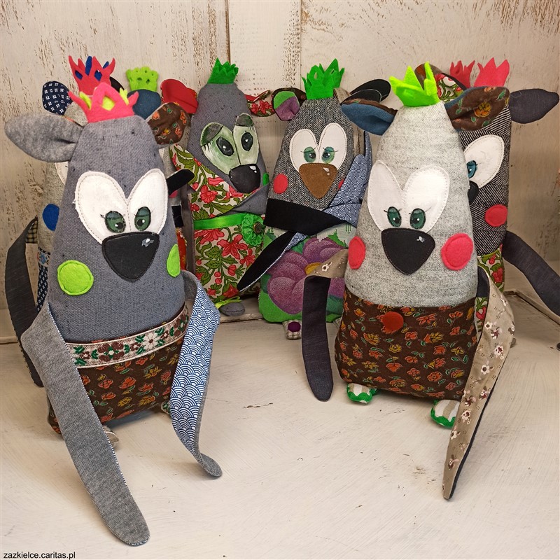 KOLOROWE MISIAKI-RĘKODZIEŁO-ZAZ CARITAS-KIELCE